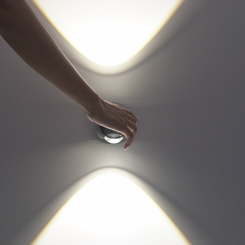 LED Wandleuchte PONTOS | Spotlight-Leuchte in Schwarz-Chrom